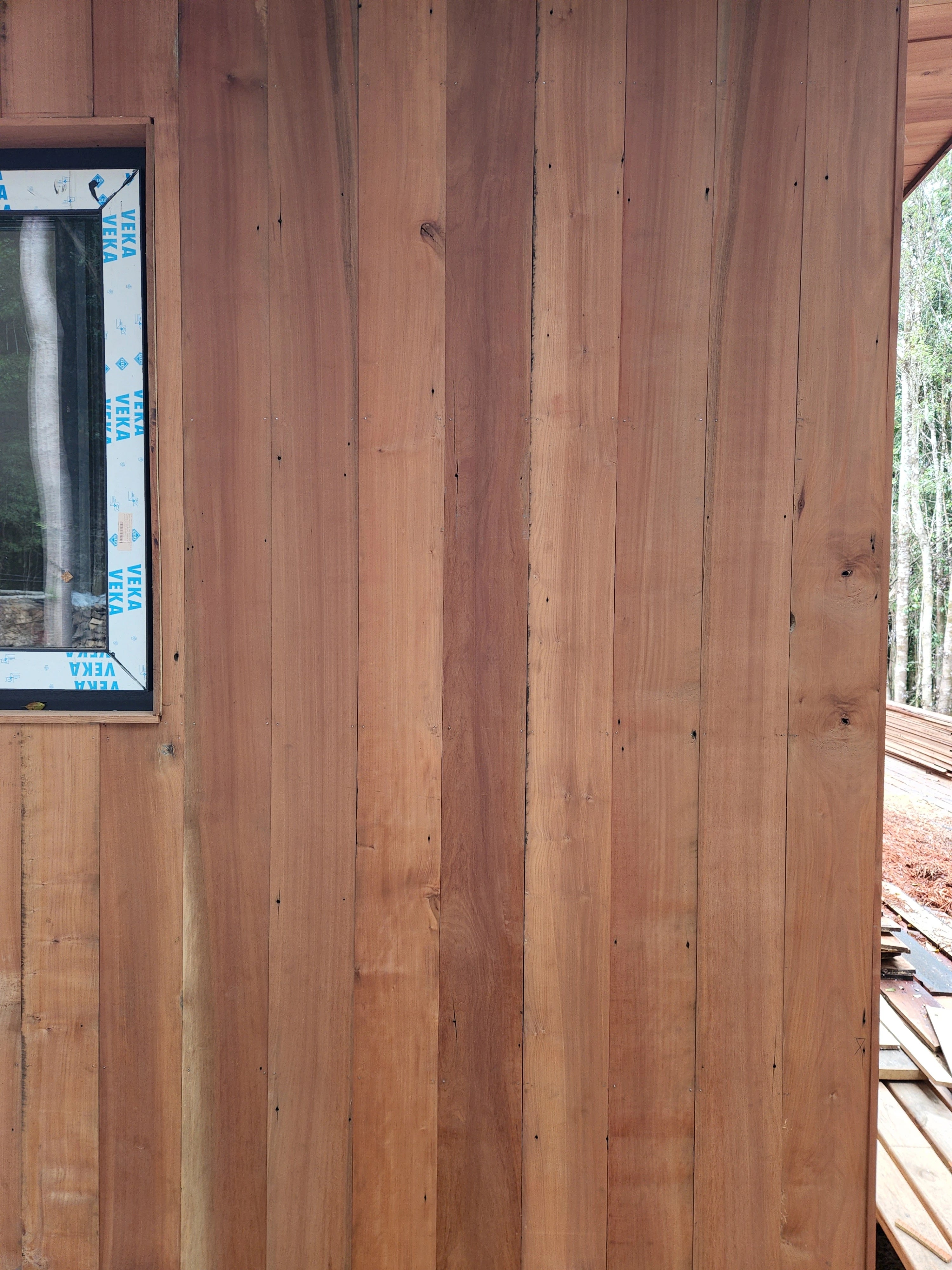 Revestimiento Madera de Roble Pellín – Decolonial Maderas Recicladas